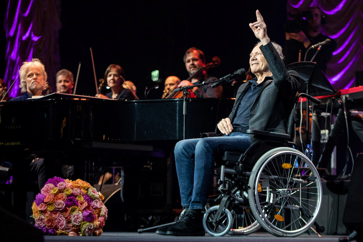 Rob de Nijs begon als tieneridool en eindigde als chansonnier