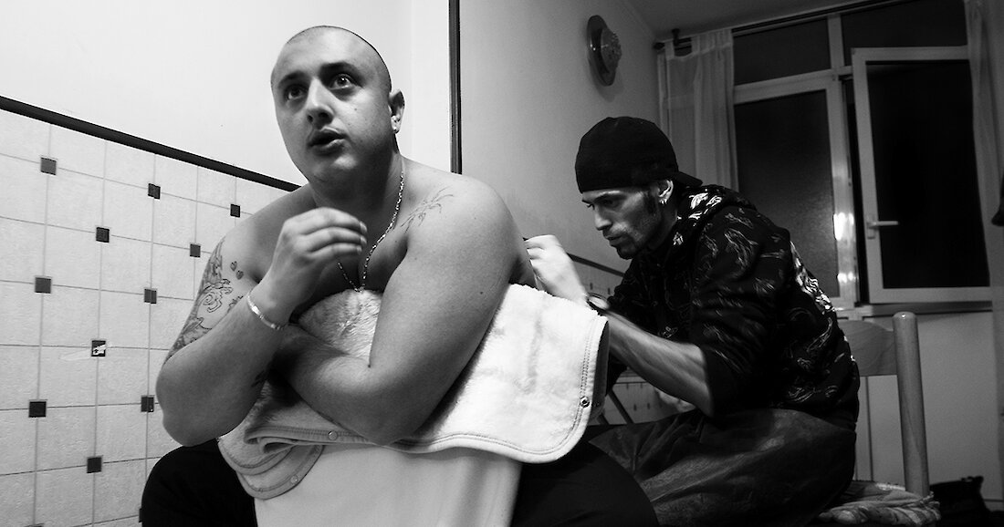 Op de foto’s van Giulio Piscitelli is Napels mooi en lelijk, charmant ...